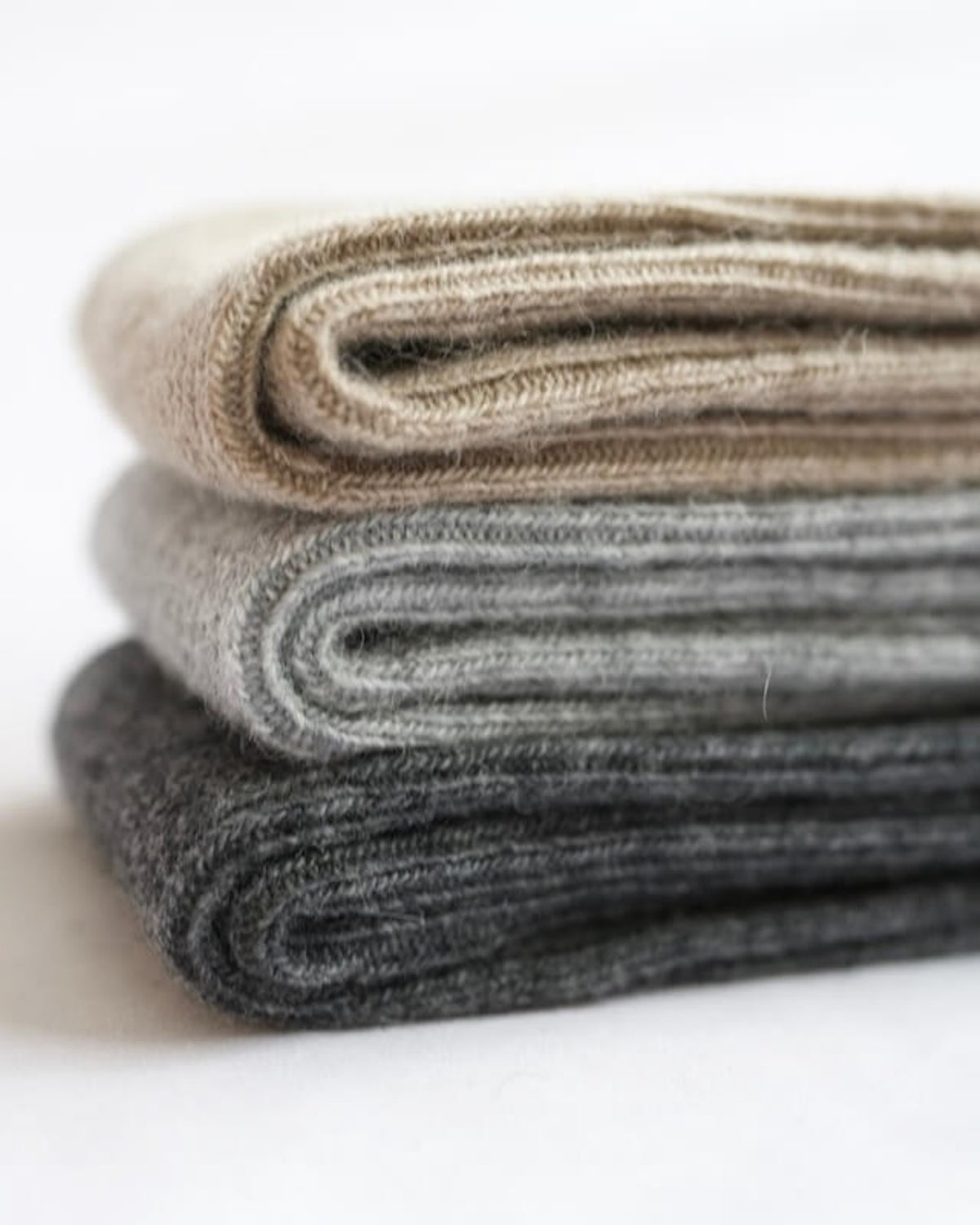 nishiguchi kutsushita : alpaca wool arm and leg warmers | the maker